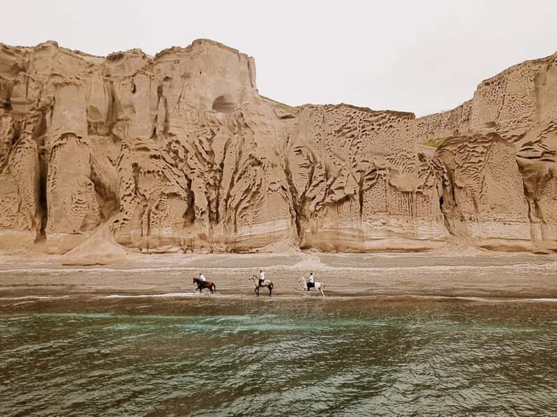 Santorini: Extreme Horse Safari with Beach Gallop - FAQ