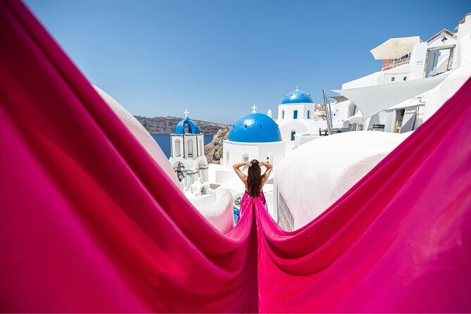 Santorini: Flying Dress Professional Photography *Dress Included* - Walking and Comfort Tips