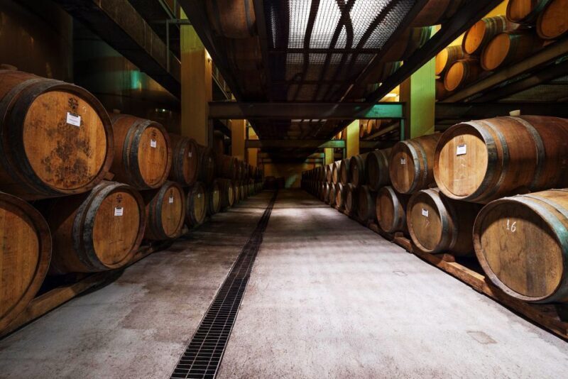 Santorini: Greek Food & Wine Tasting Tour - What Sets This Tour Apart?