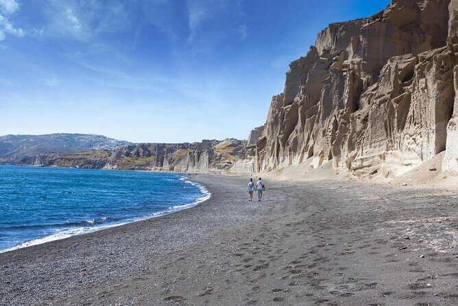 Santorini Guided Sea Kayaking with Light Lunch and Pick-up Option - Key Points