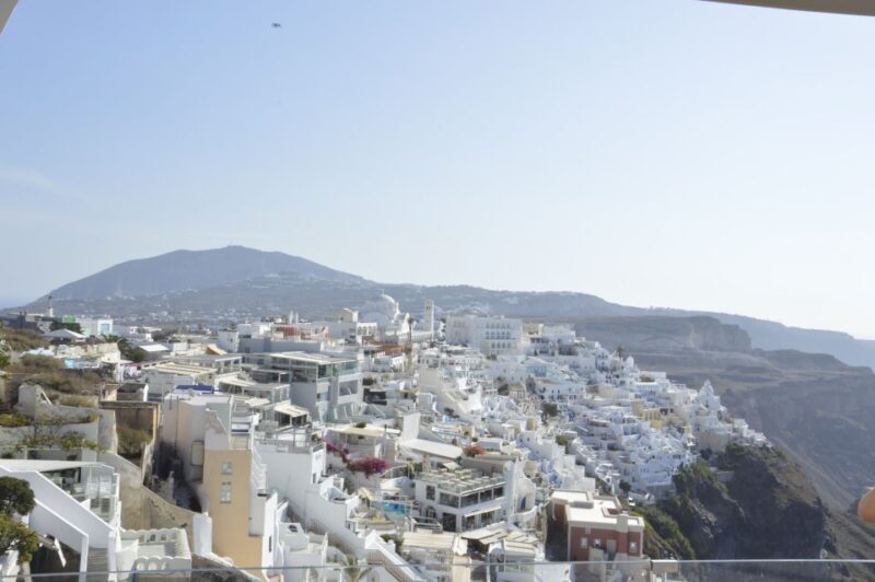 Santorini: Half-Day Sightseeing Tour with Hotel Pickup - What Reviews Reveal About the Experience