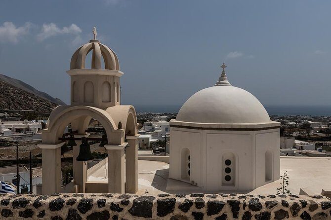 Santorini Highlights and Venetian Castles Small-Group Day Tour - Overview of the Santorini Highlights and Venetian Castles Tour