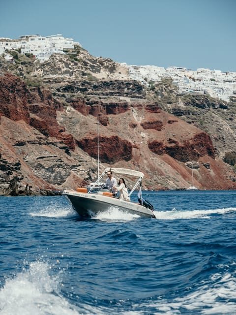 Santorini: License Free, Luxurious Small Boat Rental - Why Choose This Small Boat Rental in Santorini?