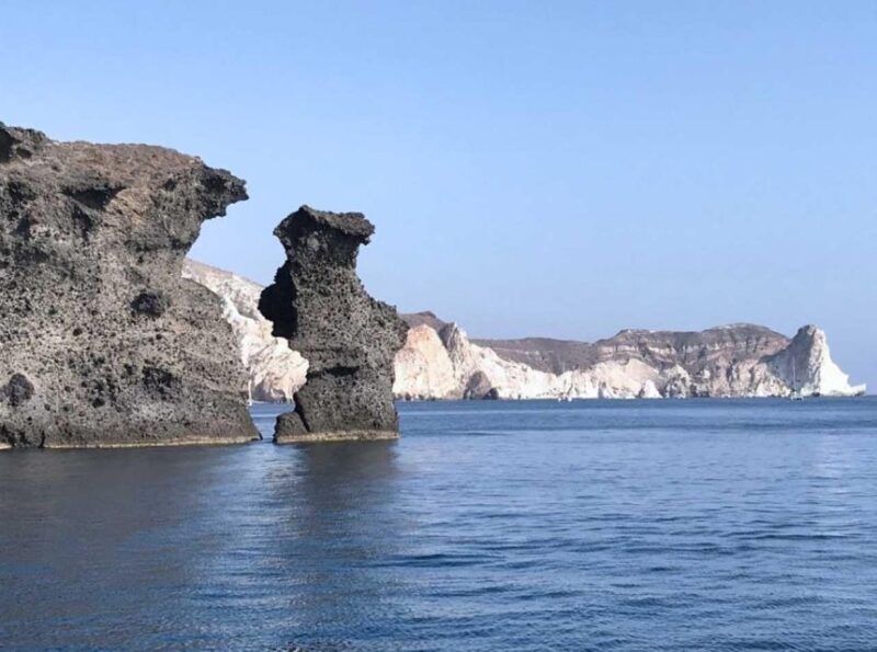 Santorini: Luxury Caldera Cruise with Full Greek Meal - End of the Day and Return