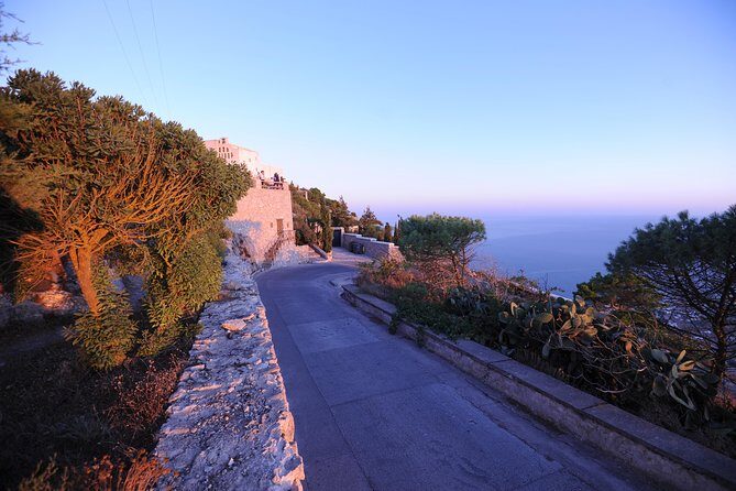 Santorini Luxury Custom Private Tour with Local guide - The Sum Up