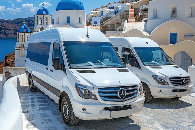 Santorini: Main Port Shared Shuttle - Bus to Hotels or Airport - Key Points