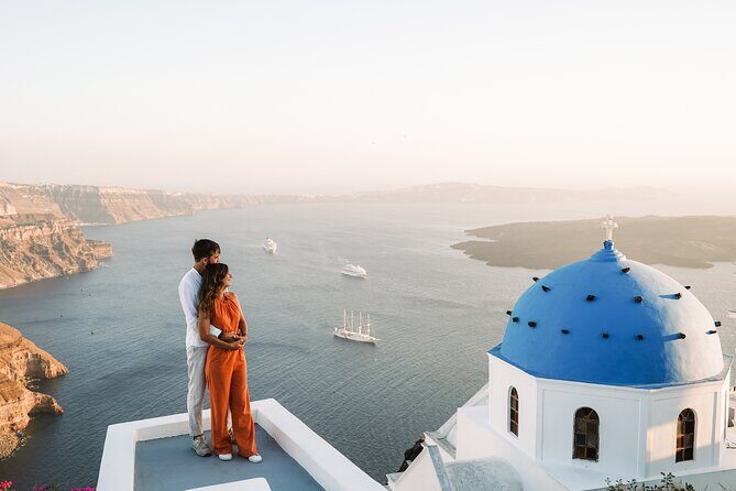 Santorini Photo Shoot and Tour at Unique Spots with a Local - Key Points