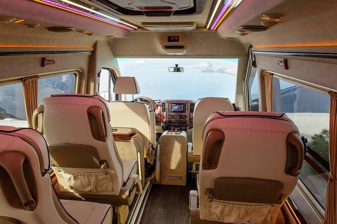 Santorini Port Transport & Transfer Services - Key Points