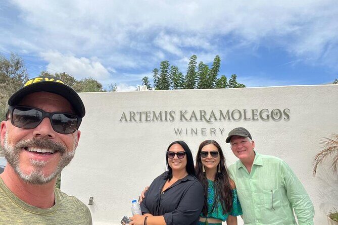 Santorini Private 5-Hour Tour with Local Guide & Sunset in Oia - Who Is This Tour Best For?