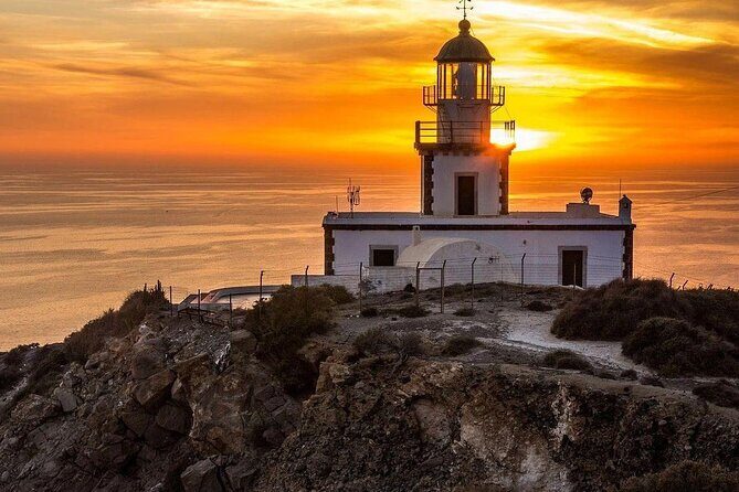 Santorini Private Half-Day Tour with Pickup - Exploring the Itinerary in Detail