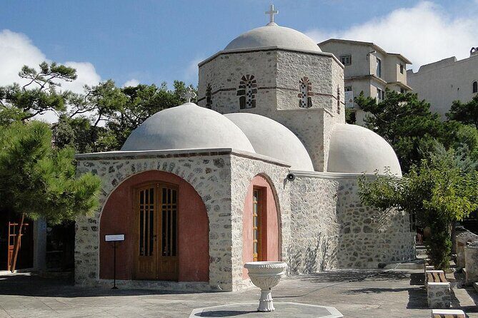 Santorini Private Half-Day Tour with Pickup - Who Would Love This Tour?