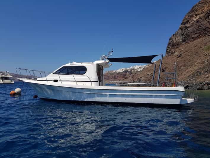 Santorini: Private Motorboat Cruise and Volcano Hike - FAQs