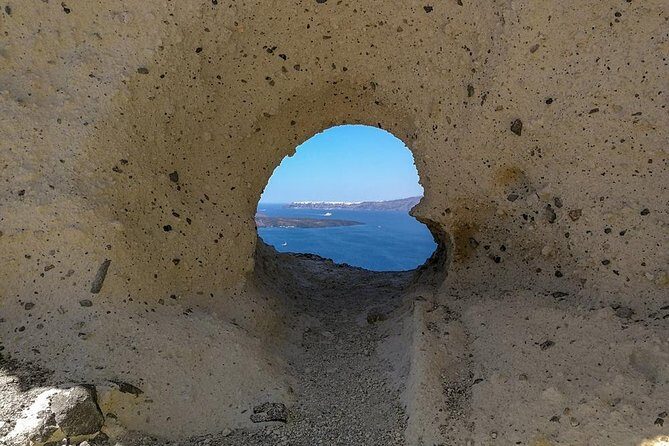 Santorini Private Romantic Tour with Dinner & Wine Tasting - Who Is This Tour Best For?