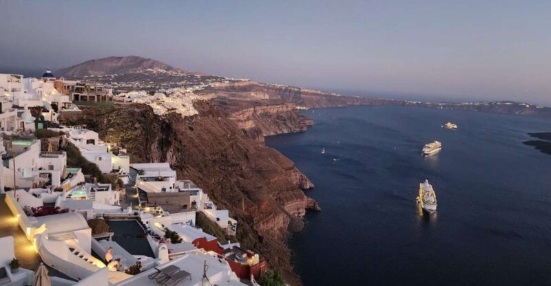 Santorini: Private Tour by Local Guide - Key Points