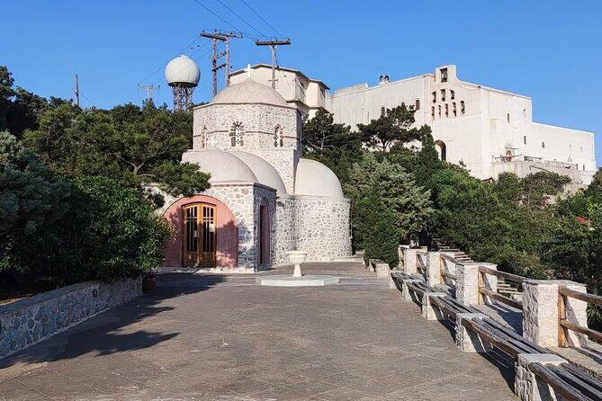 Santorini Private Tour with Sunset Wine Tasting at Santo Wines - FAQ