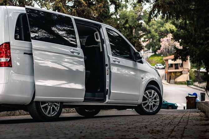 Santorini Private Transfer From or To the Ferry Port - Final Thoughts