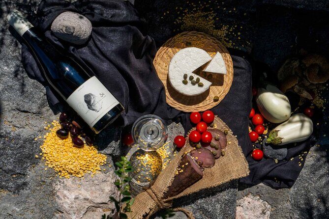 Santorini Private Wine Tour with Dinner & Oia Sunset - Key Points