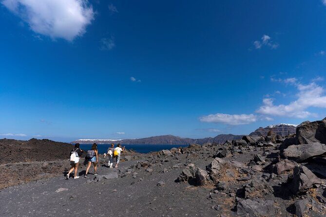 Santorini Sunset Cruise in Caldera - An In-Depth Look at the Santorini Sunset Cruise