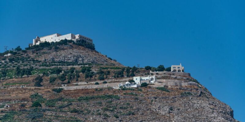 Santorini: Sunset Guided Tour with Hotel Pickup - The Experience from Reviews