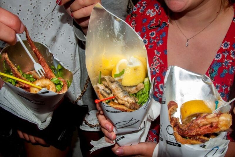 Santorini: Sunset Walking Tour with Local Food and Drinks - Key Points