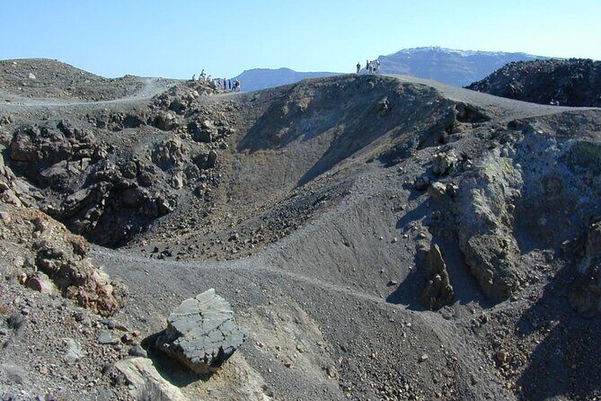 Santorini - Volcano and Hot springs Boat Trip with Bus Transfer - In-Depth Look at the Santorini Volcano and Hot Springs Boat Trip