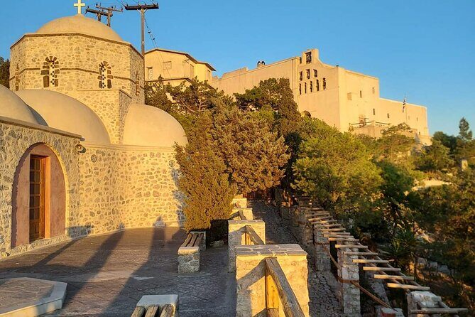 Santorini_Sunset Cheers and Dine - The Sum Up: Who Will Love This Tour?