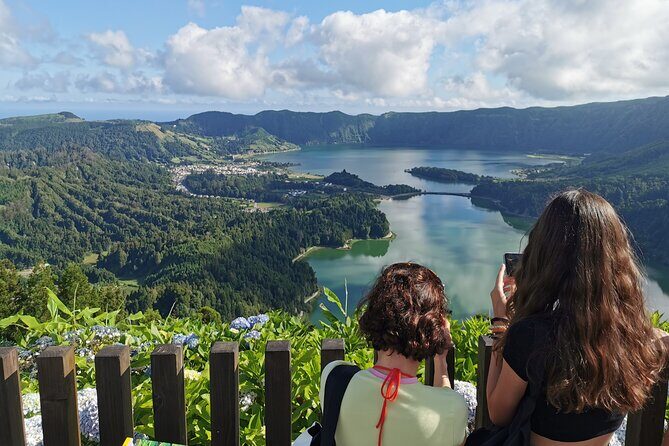 São Miguel 2-Day Tour: Furnas, Sete Cidades, Fogo & Nordeste - Key Points