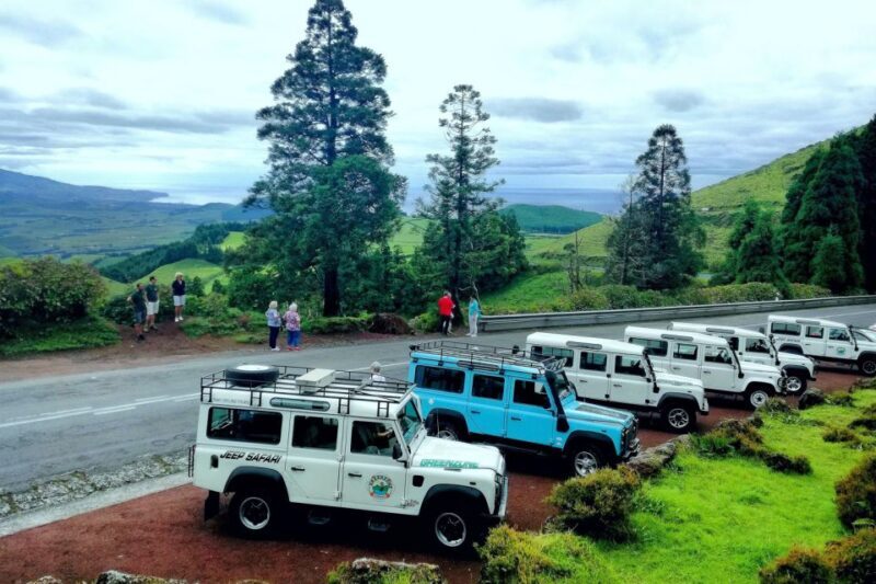 São Miguel: Full-Day 4WD Jeep Tour to Furnas with Lunch - Overlook at Pico do Ferro