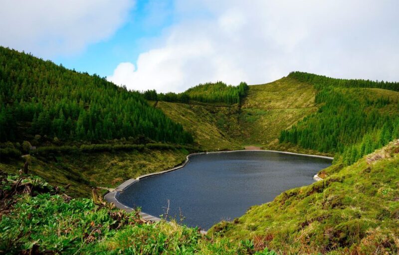 São Miguel: Sete Cidades and Crater Lakes Hike - An Honest Look at the São Miguel: Sete Cidades and Crater Lakes Hike