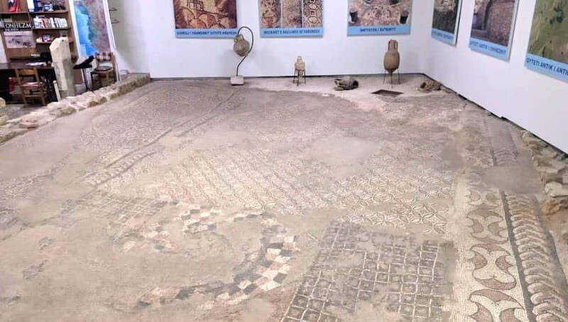 Saranda: 2.5-hour walking tour around the city - Key Points