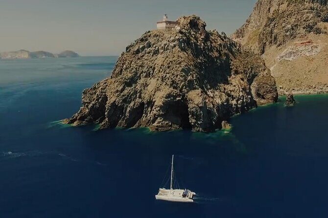 Saranda Catamaran VIP to Krorez and Kakome Beach with Lunch - FAQ