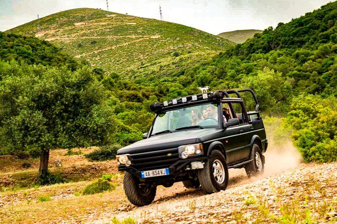 Saranda Jeep Safari 4x4 a Castle, Secret Beach and Blue Eye - Key Points