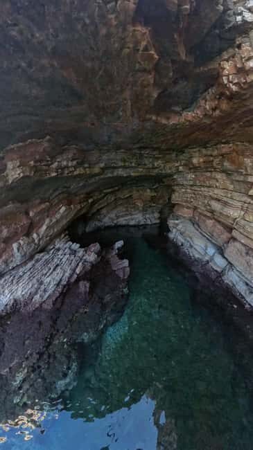 Sarandë: Boat Tour to Kroreza with Snorkel and free Umbrella - A Deep Dive Into the Experience