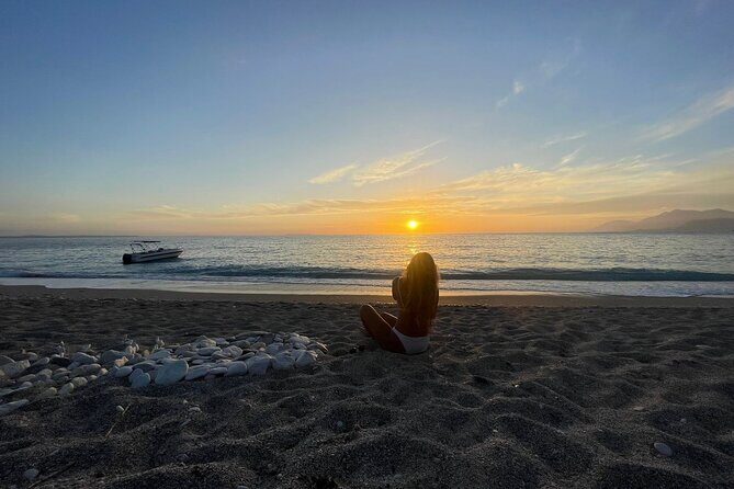 Sarandë Velvet Horizons: A Dreamlike Sunset Cruise - Who Is This Tour Best For?  