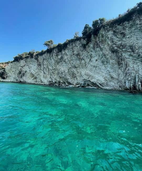 Sarandë:Krorez Boat Tour with Free Umbrella&Snorkelling mask - Key Points