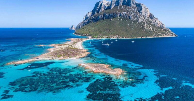 Sardegna: Tavolara Boat Tour with Snorkeling - Key Points