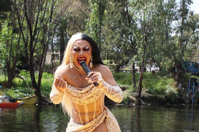 Sashay on Coyoacan and Xochimilco with a Drag Queen - Key Points