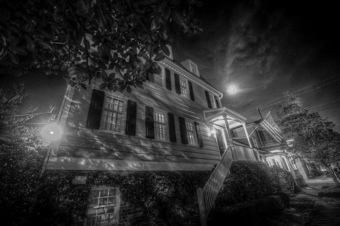 Savannah America's Most Haunted City® Walking Ghost Tour - A Closer Look at the Tour Experience