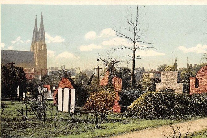 Savannah's Colonial Park Cemetery God's Acre Tour - Key Points