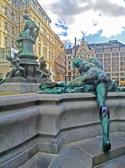 Scandals, affaires & anecdotes in Vienna - Things to Consider