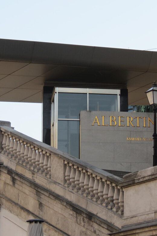 Scandals, affaires & anecdotes in Vienna - Who Is This Tour Best For?