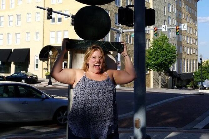 Scavenger Hunt Adventure in Ottawa by Crazy Dash - Who Should Consider This Tour?