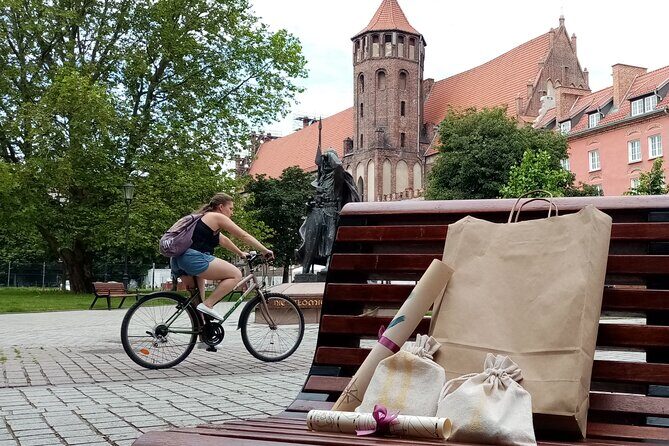 Scavenger Hunt in Gdask, Poland - Key Points