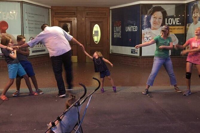 Scavenger Hunt in San Antonio by Crazy Dash - The Practical Details: Price, Duration, and Logistics