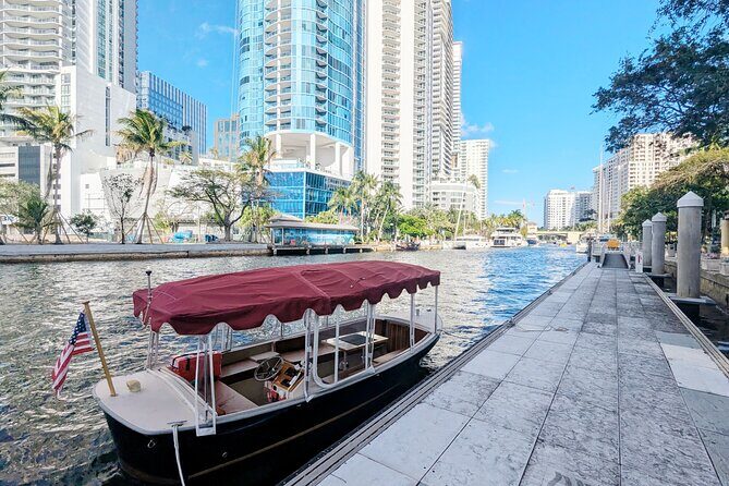 Scenic Boat Tour on Fort Lauderdales Riverside - Key Points