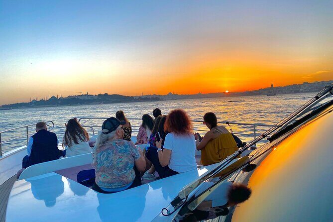 Scenic Bosphorus Sunset Cruise  2.5 Hours of Luxury & Views - Who is this cruise best suited for?