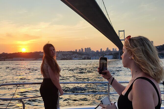 Scenic Bosphorus Sunset Cruise  2.5 Hours of Luxury & Views - FAQs