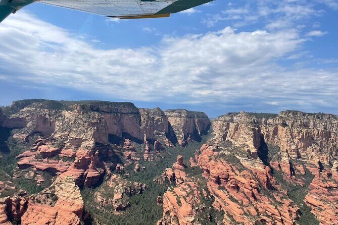 Scenic Flights Over Sedona - Sedona from the Sky: A Detailed Look at Scenic Flights Over Sedona