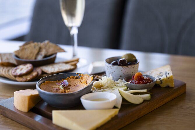 Scenic Queenstown Lake Cruise - An In-Depth Look at the Queenstown Lake Cruise Experience