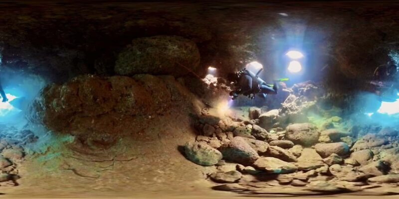 Scuba Diving - Tunnels & Caves - Cape Greco - private guided - Who Should Consider This Tour?